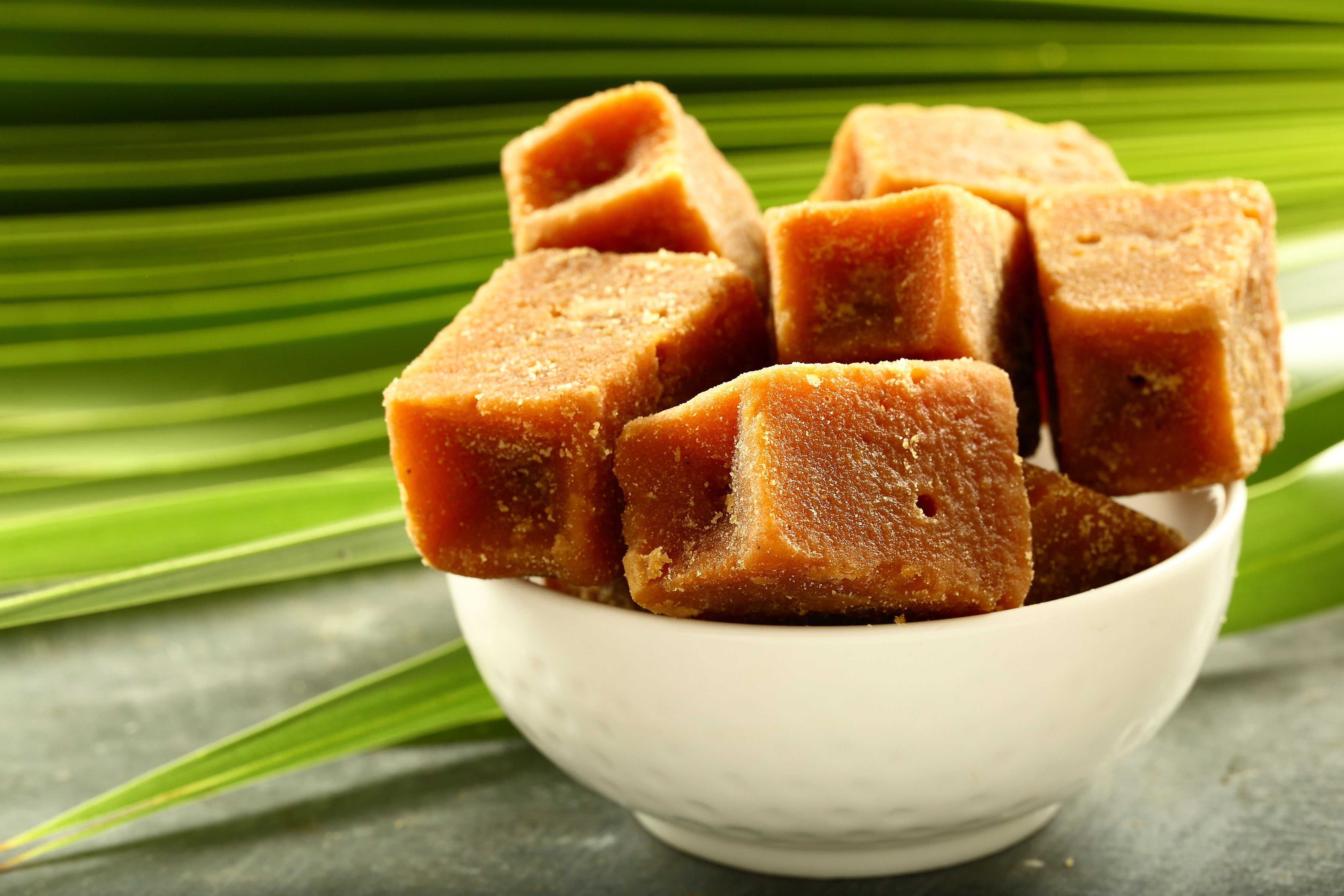 Calories in Jaggery - Nutrients, Health Benefits, And Many More